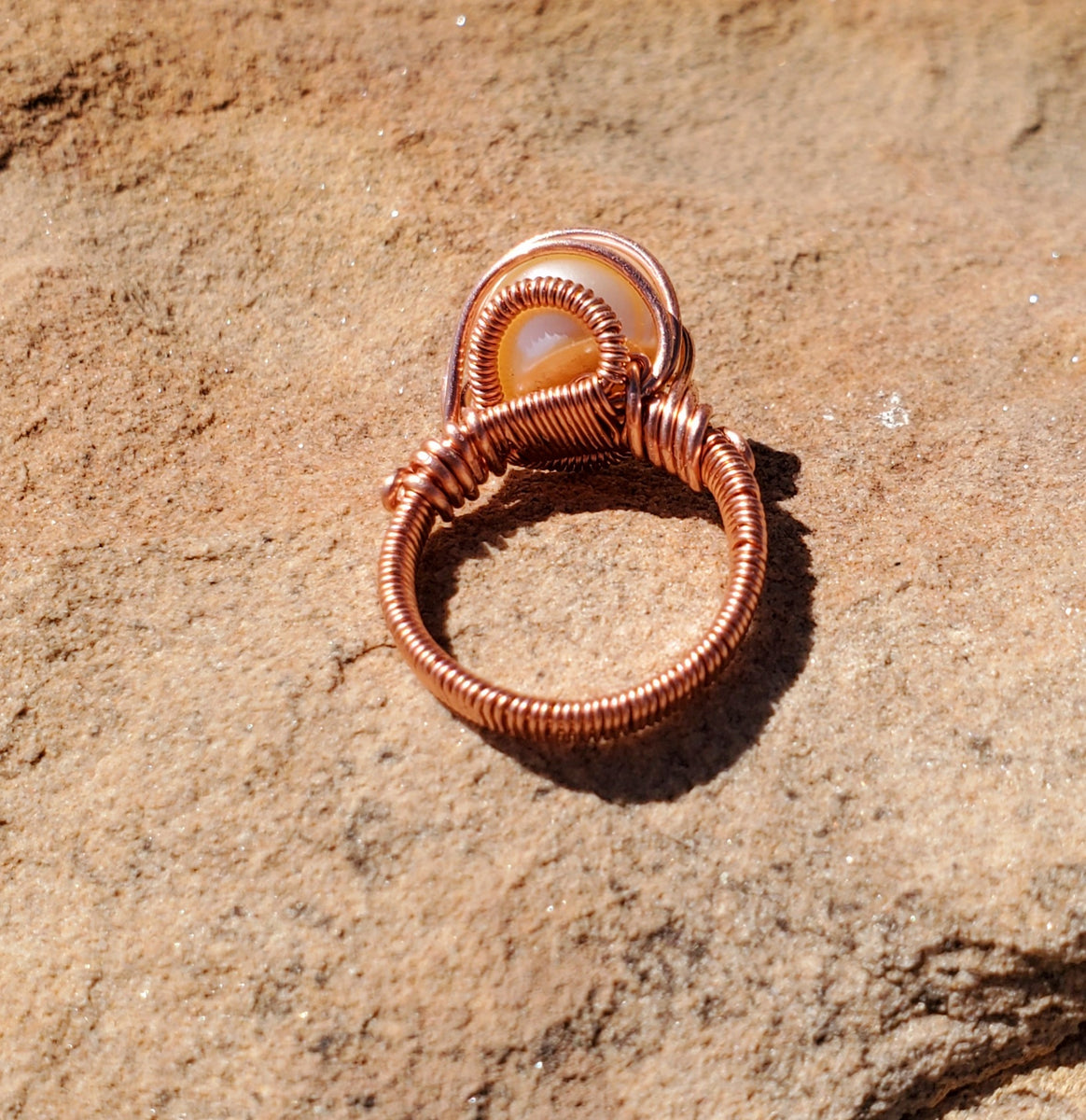 Round Pearl Ring – Wearable Geology